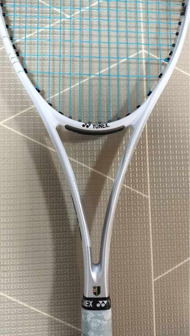 YONEX ナノフォース8V