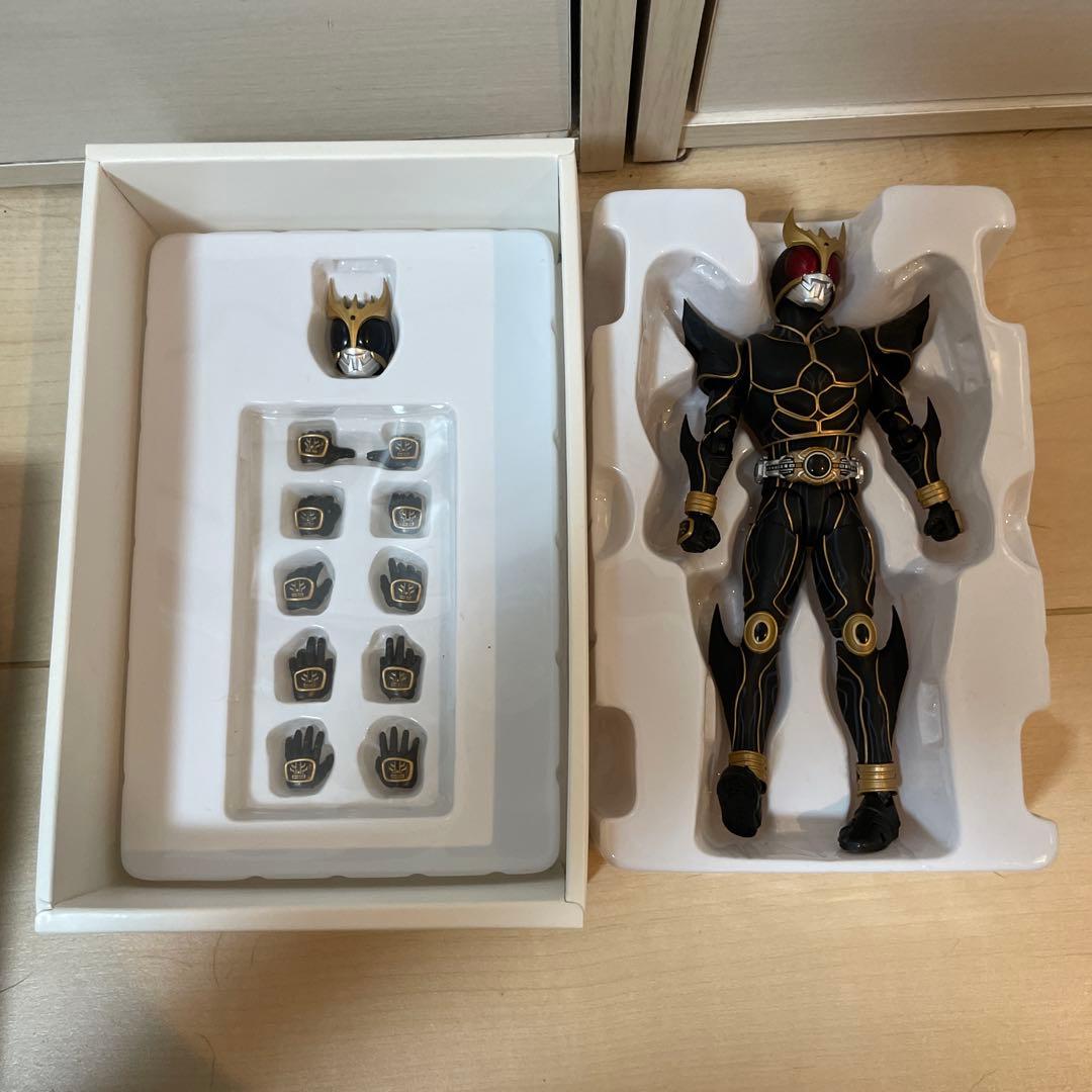 国内正規品　S.H.Figuarts 仮面ライダークウガ アルティメットフォーム