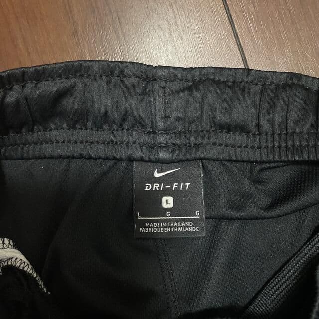 NIKE ショートパンツ　キッズLサイズ