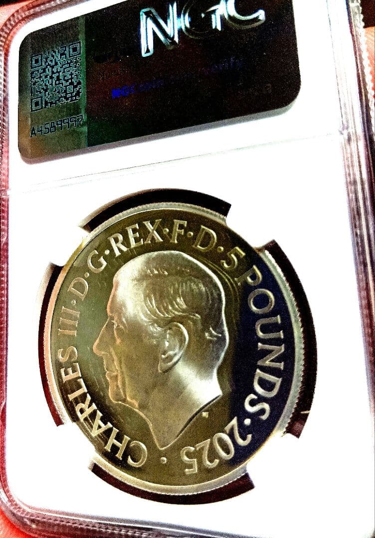 ngc 2025 英国　1オンス PF70 UCAM 36枚　超希少　銀貨