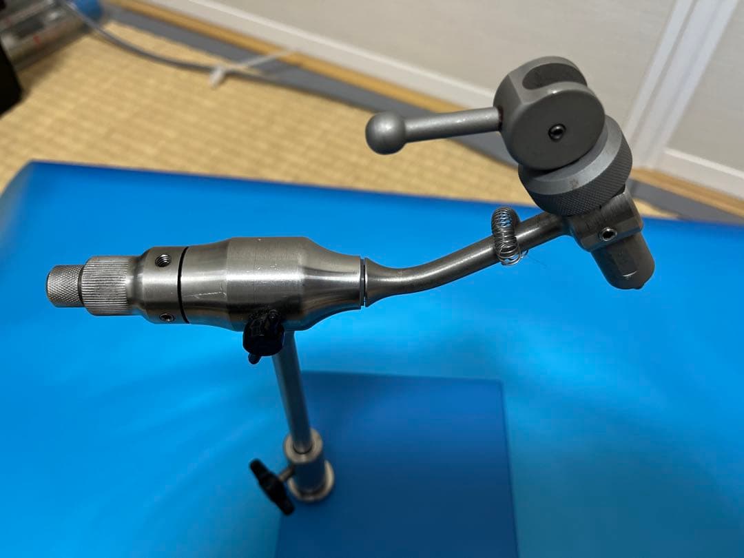 ATLAS VISE フライタイイング用バイス