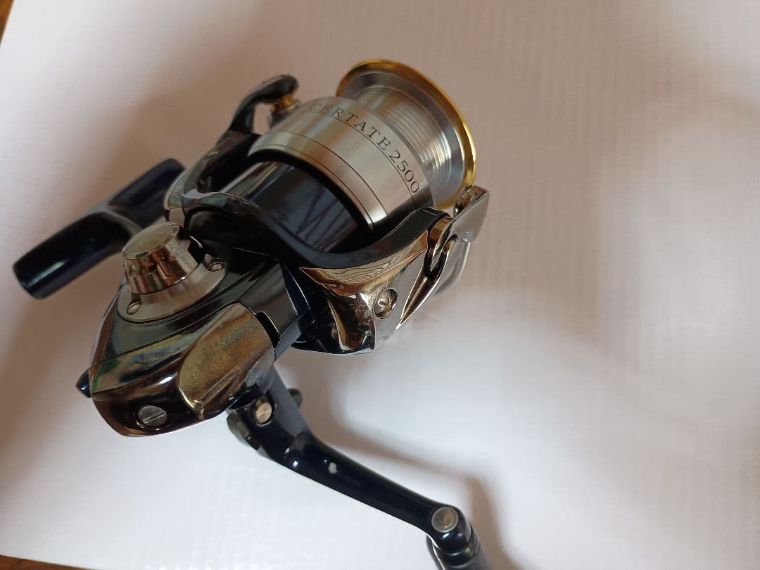 T*G様 ★★DAIWA　04セルテート　2500　MADE IN JAPAN★