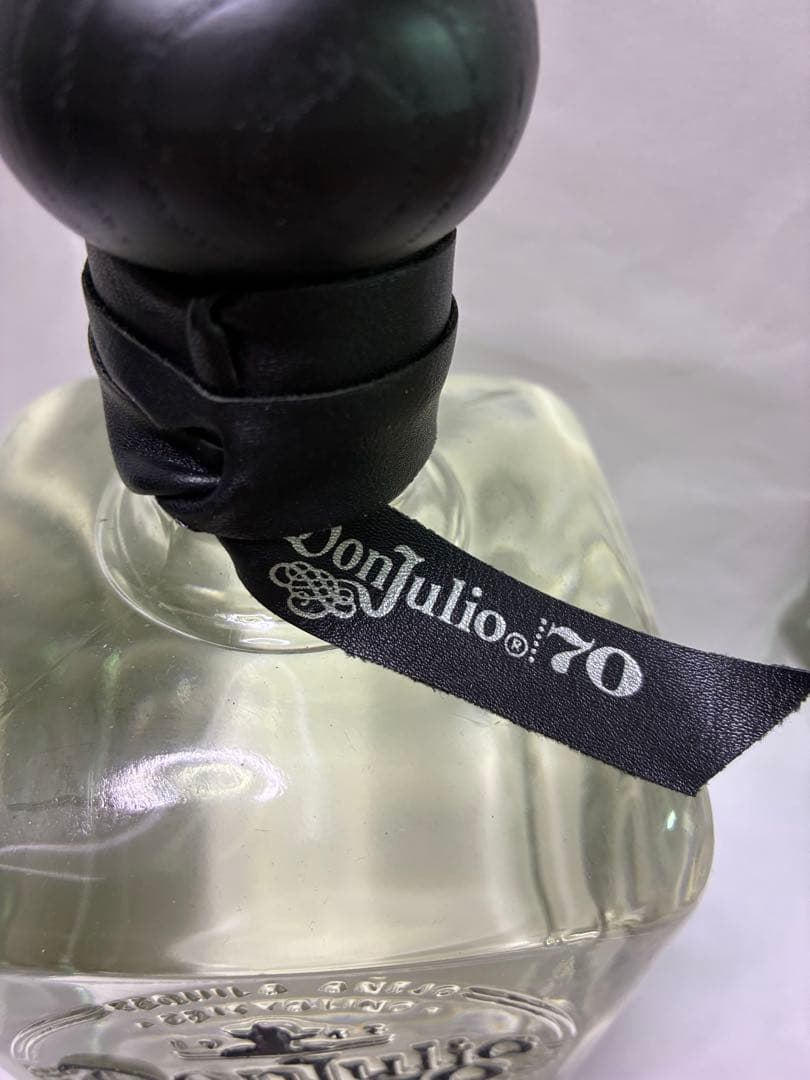 Don Julio 70 Cristalino テキーラ