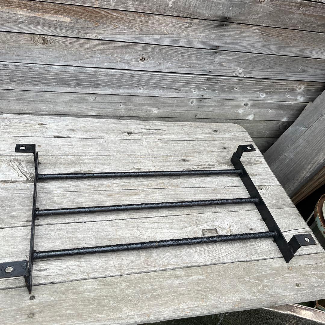 ヴィンテージ重厚なアイアン格子