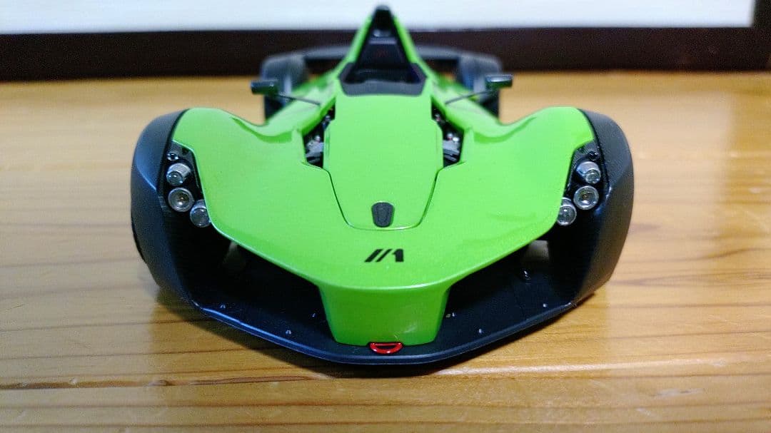 1/18　ミニカー　オートアート　BAC　MONO　AUTOart　ロータス