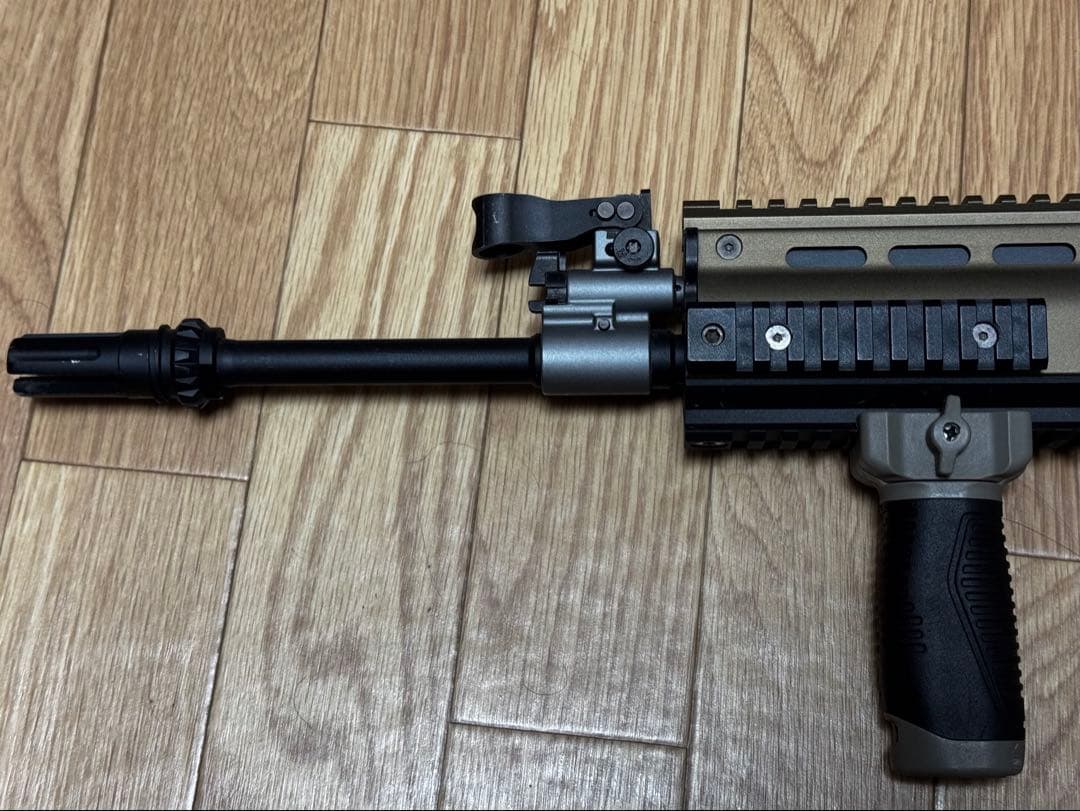東京マルイ　次世代電動ガン SCAR-L