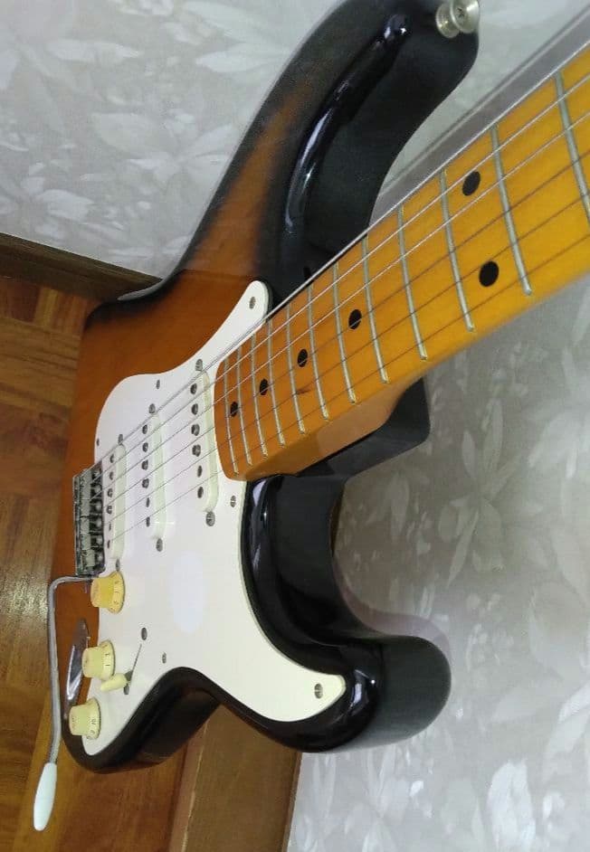 再値下げFender Japan ST54-80AM 美品