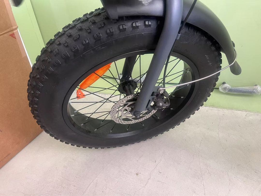 ファットバイク20インチ折り畳みビーチクルーザー自転車 FATBIKE 7段変速