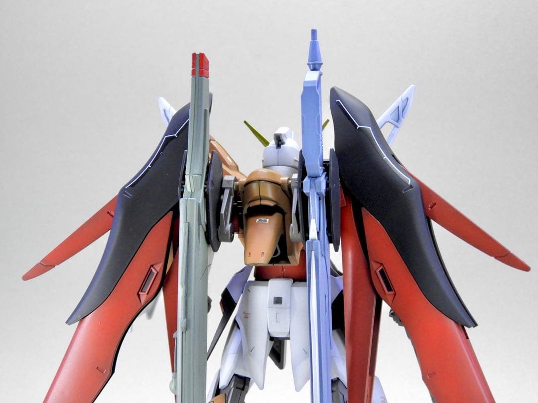 HG デスティニーガンダム (ハイネ専用機) 全塗装 / ガンプラ 完成品