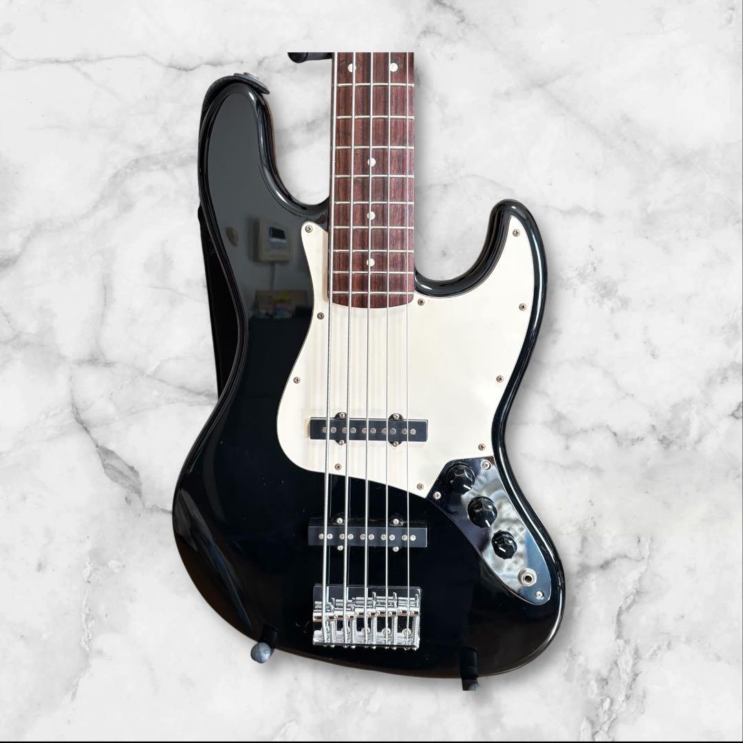 【美品】SQUIER Affinity Jazz Bass V ５弦