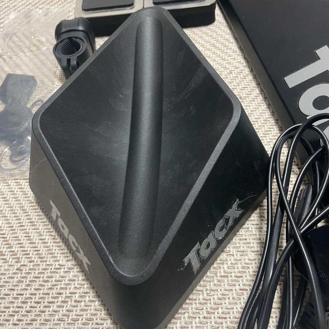 Tacx NEO Smart スマートトレーナー／Zwift対応／スプロケット付