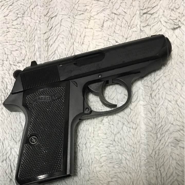 東京マルイ(ワルサーPPK  USP COMPACT)