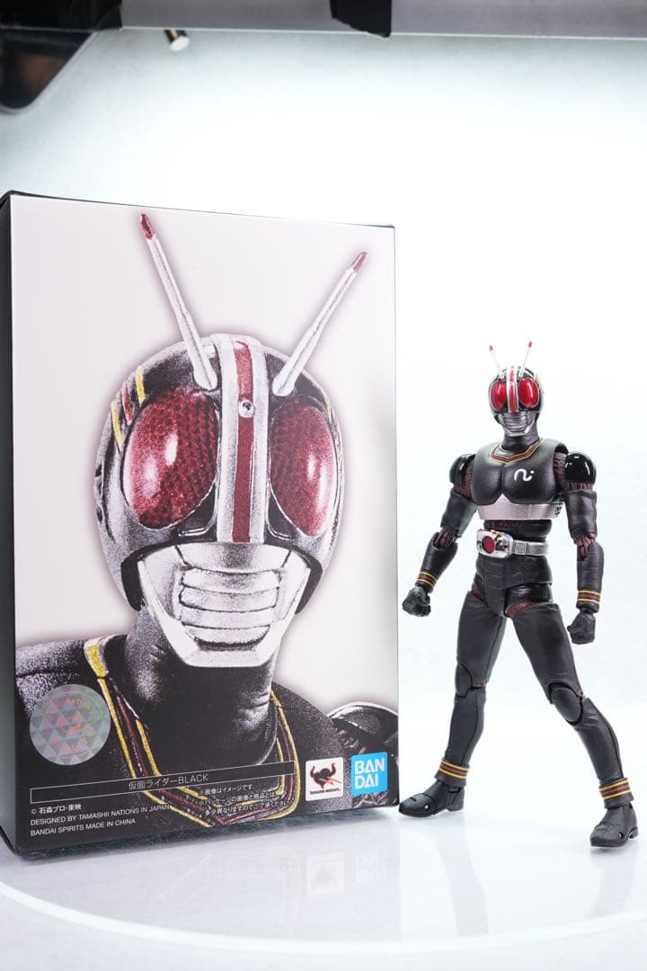 S.H.Figuarts真骨彫製法　仮面ライダーブラックシャドームーン　セット