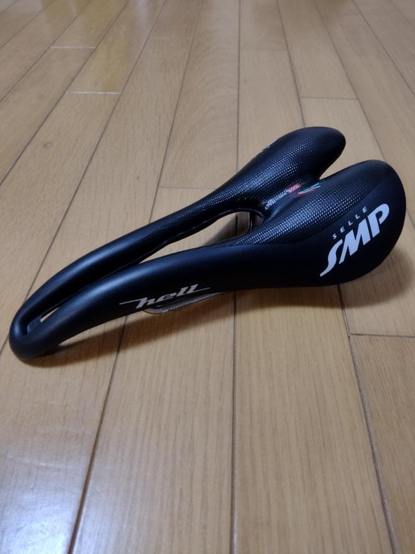 SELLE SMP HELL ブラック