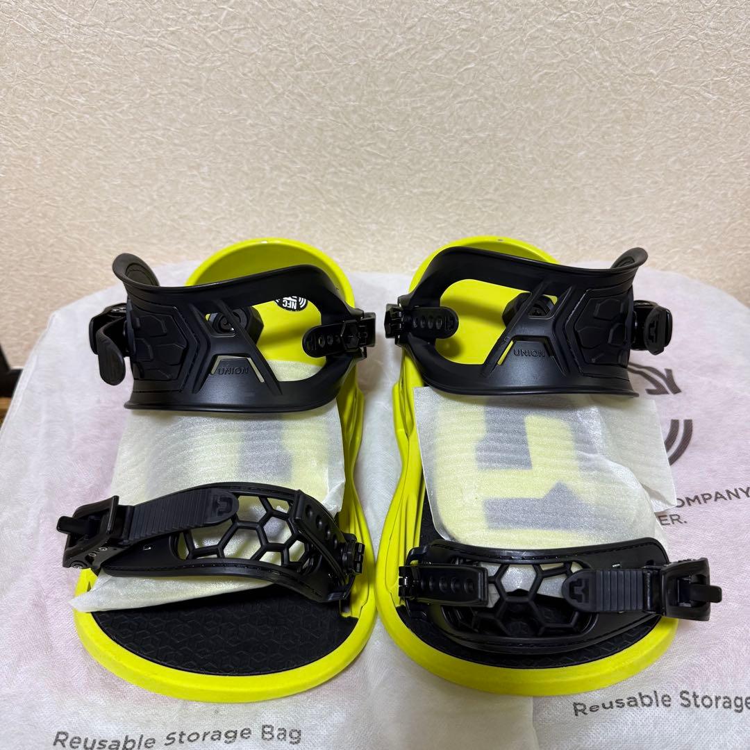 スノーボード Union board Bindings Strata 24-25