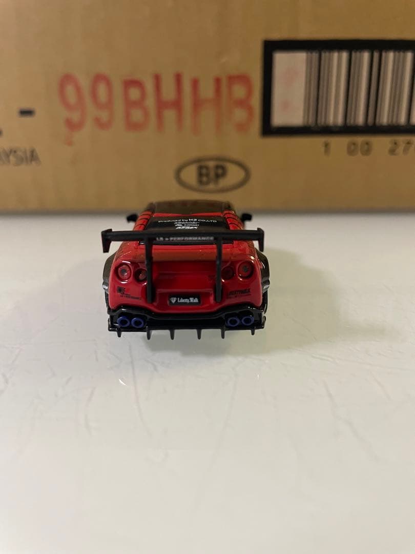 ミニカー MINI GT LB WORKS NISSAN GT-R ADVAN