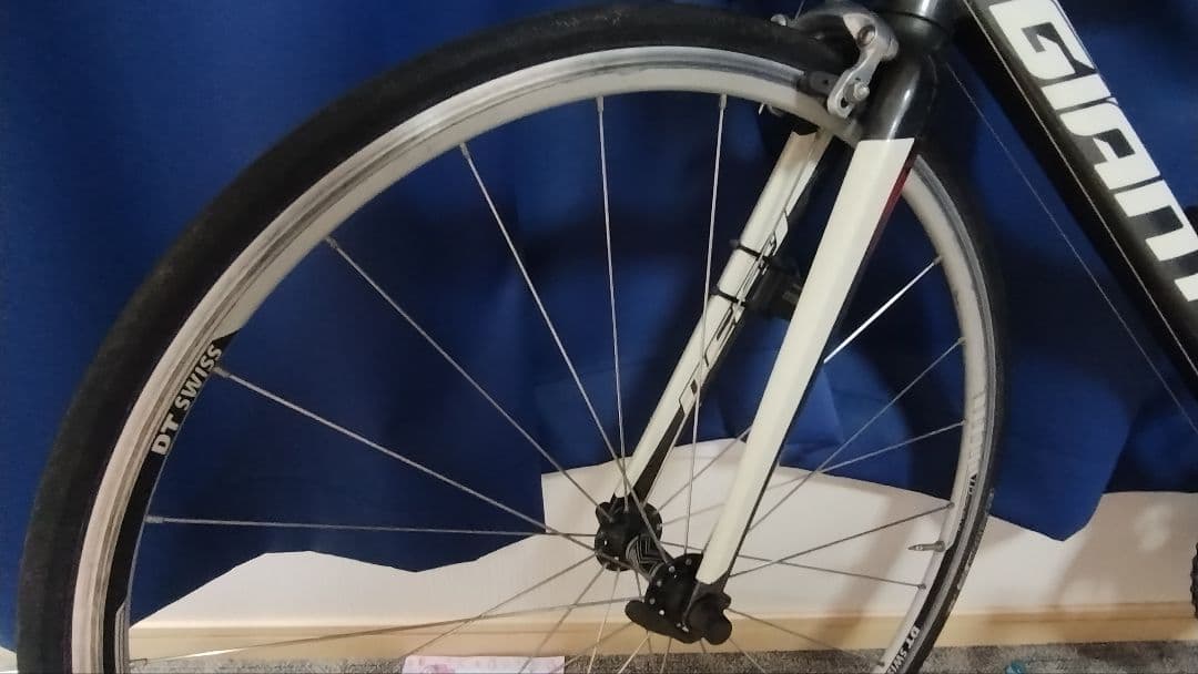 GIANT DEFY2 ティアグラ　2×10ｓ