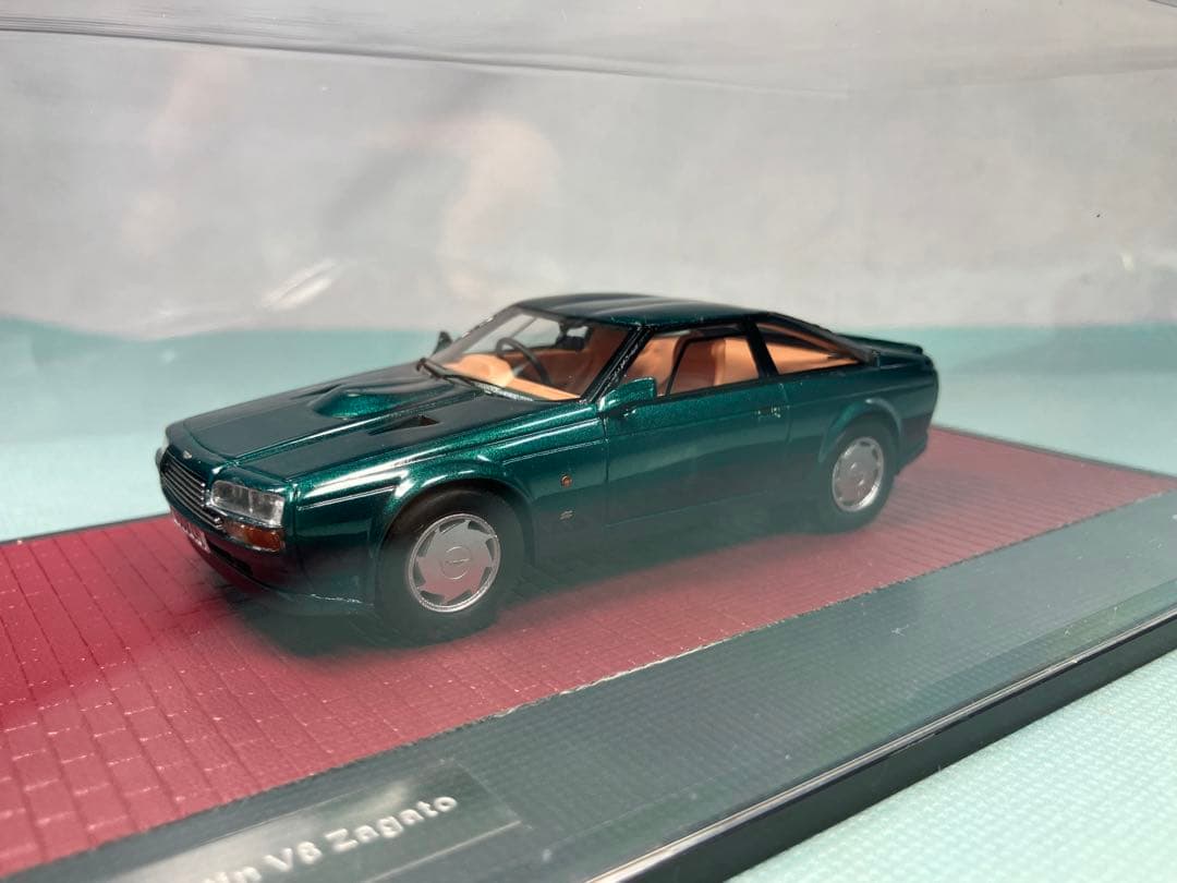 MATRIX 1／４３　アストン・マーティン　Ｖ８　ザガート　メタリックグリーン