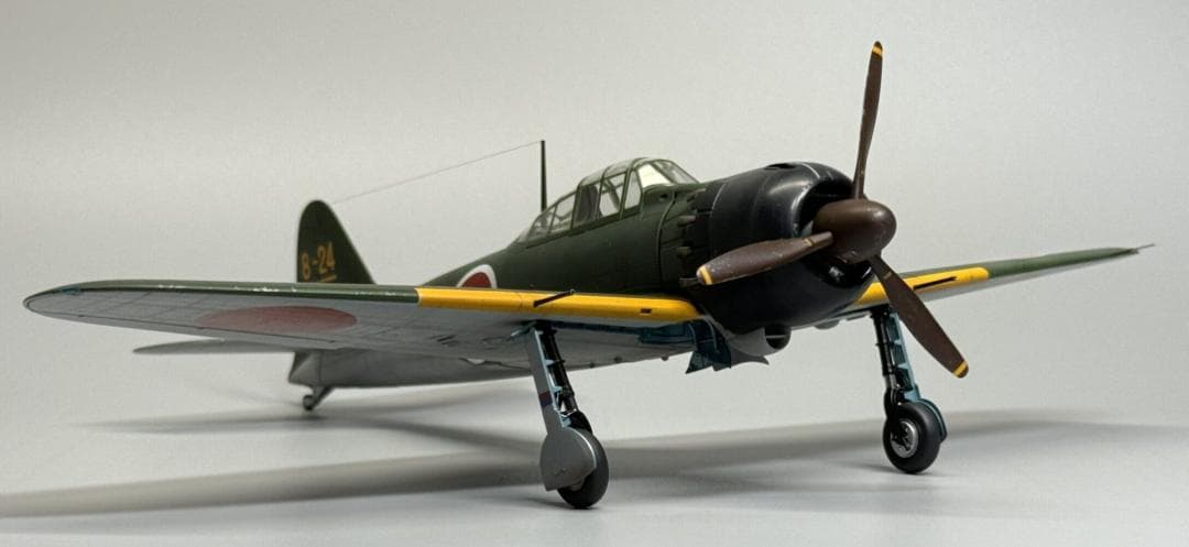 ファインモールド 1/48 零戦52型　完成品