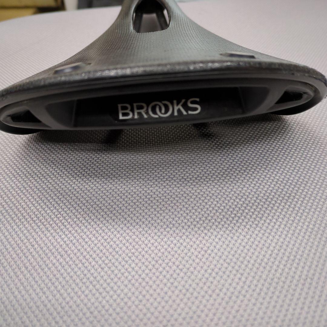 BROOKS ブラック サドル