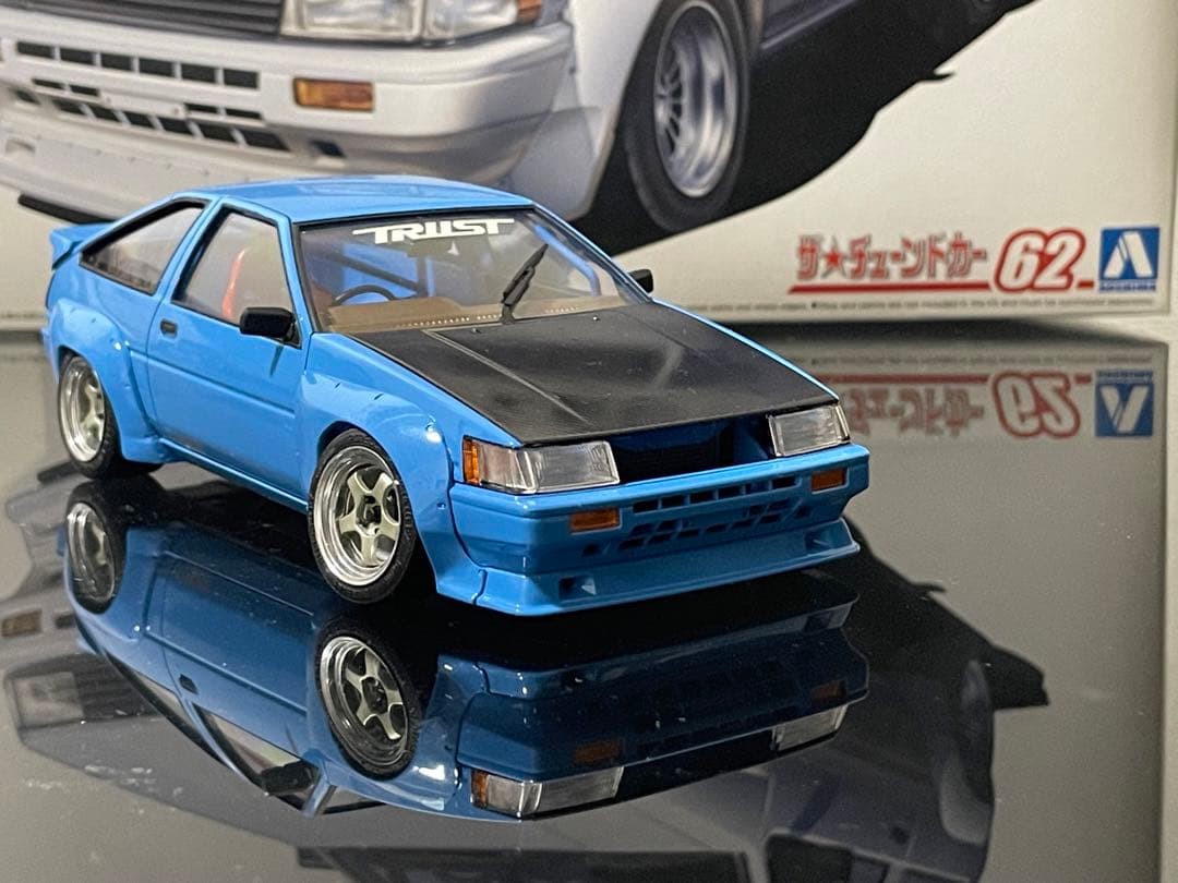 アオシマ　1/24 AE86 レビン　N2 エンジン付き　カスタム