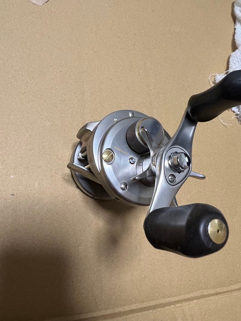 う*読様 SHIMANO CALCUTTA CONQUEST 100DC