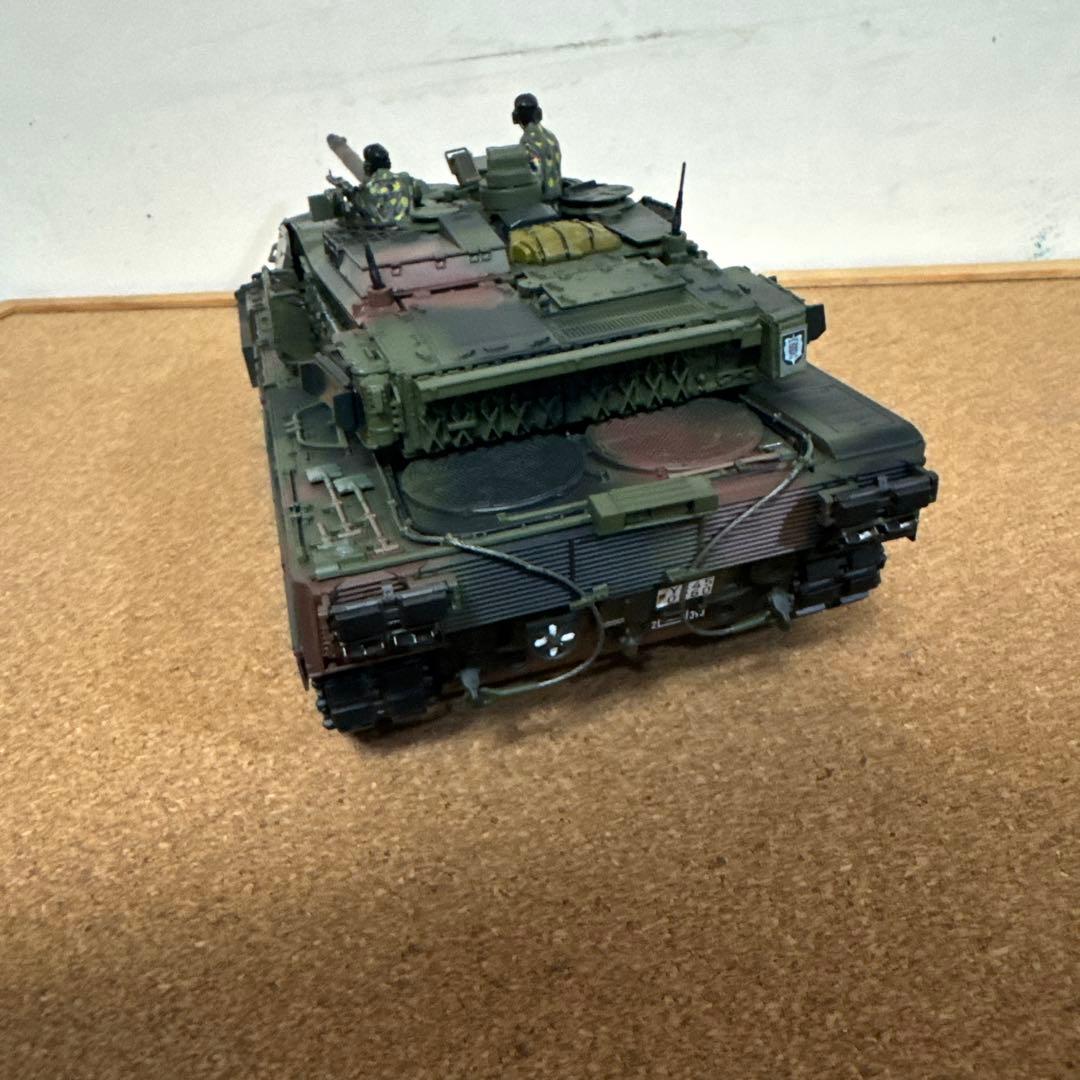 1/35 タミヤ　レオパルト2 A7V 完成品