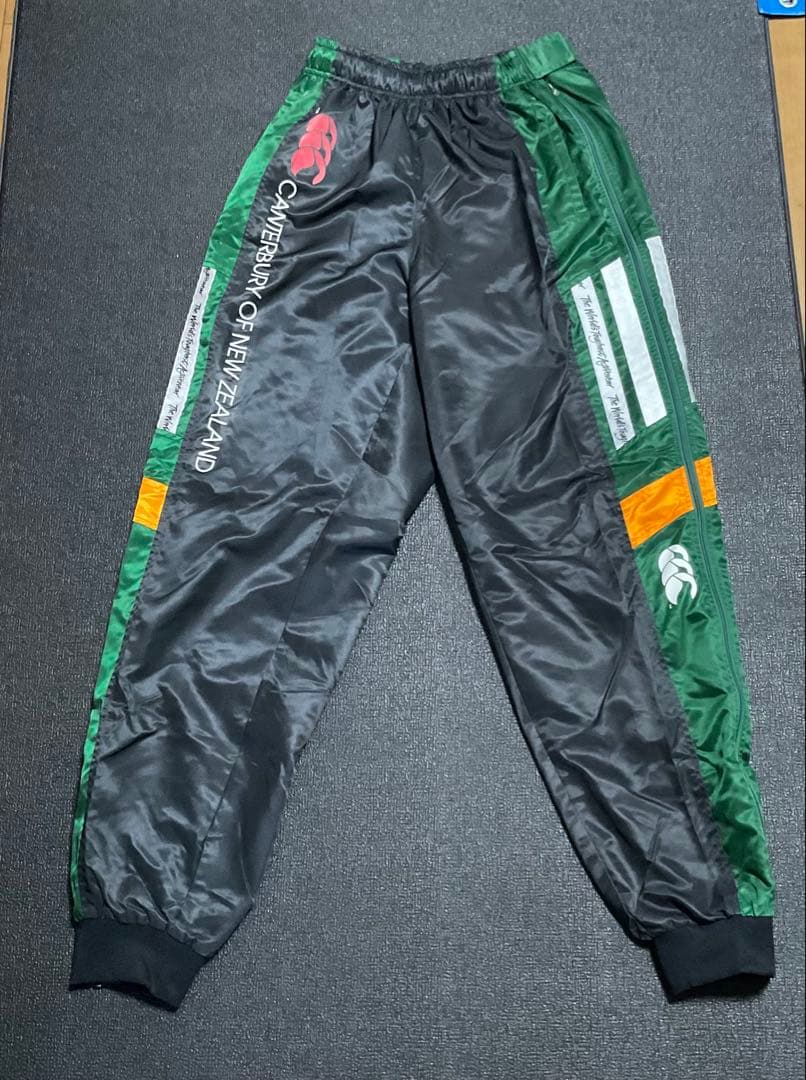 90s人気No1デザイン　 Canterbury 最高級ウィンドブレーカー　新品