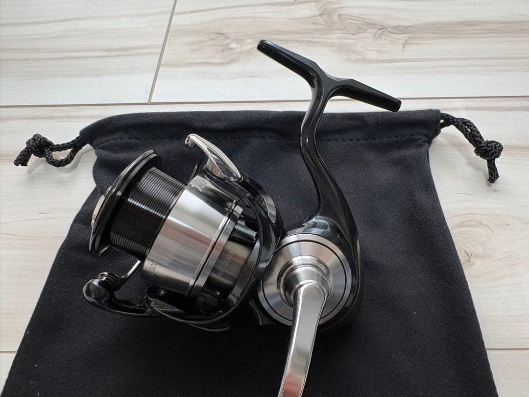 【使用僅か美品】DAIWA/24CERTATE LT3000-XH