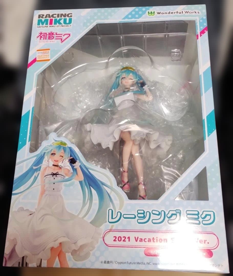 新品未開封品　レーシングミク 2021 Vacation Style Ver.
