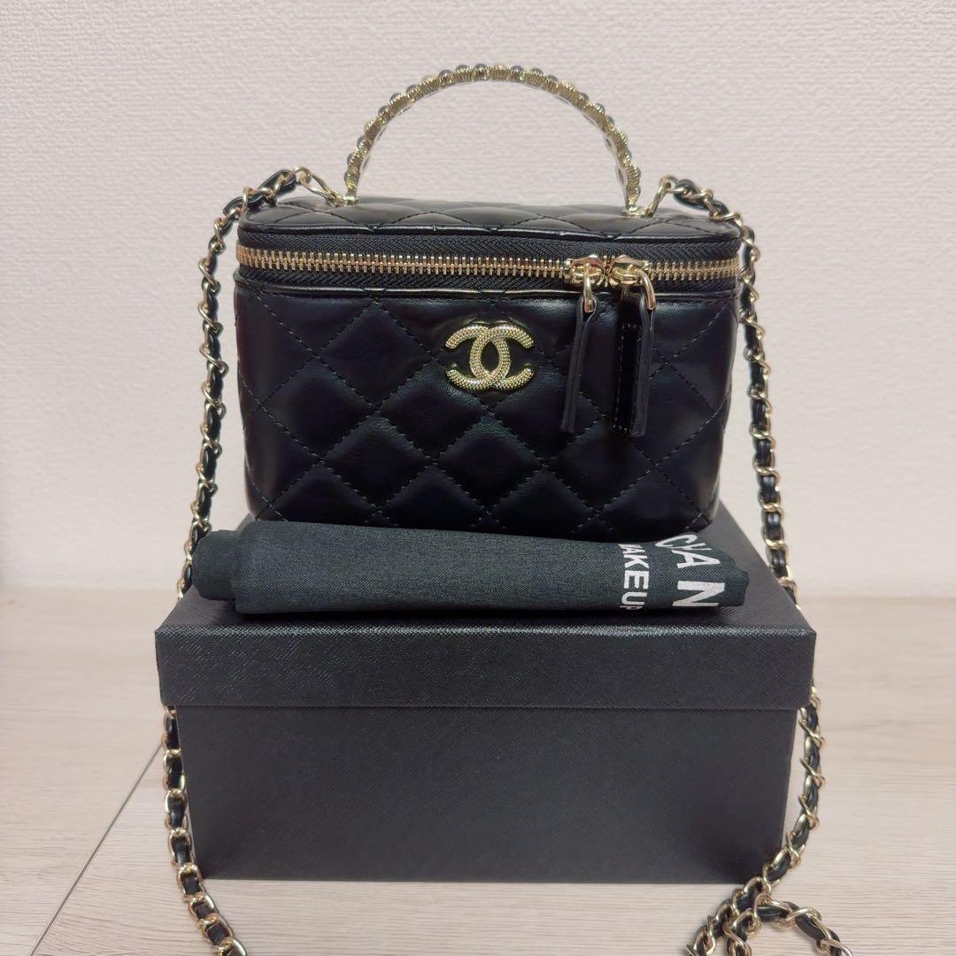 CHANEL ショルダーバッグ ノベルティ バニティ