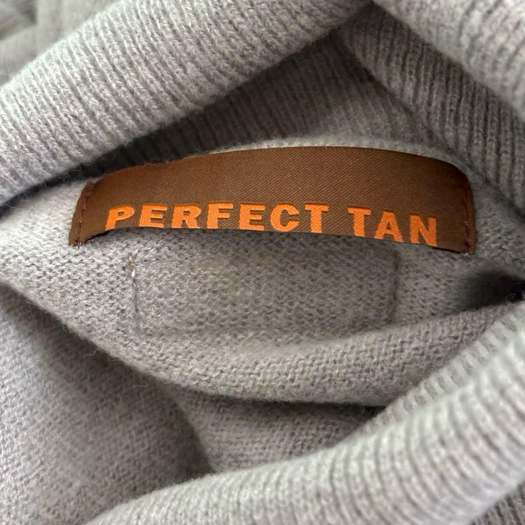 クチブエゴルフ× Perfect Tan タートルネックセーター