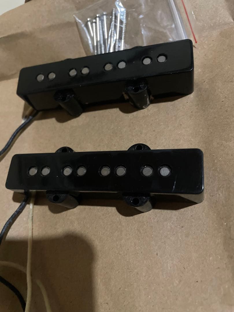 FENDER Jazz Bass Pickups ＋Eric ピックアップ
