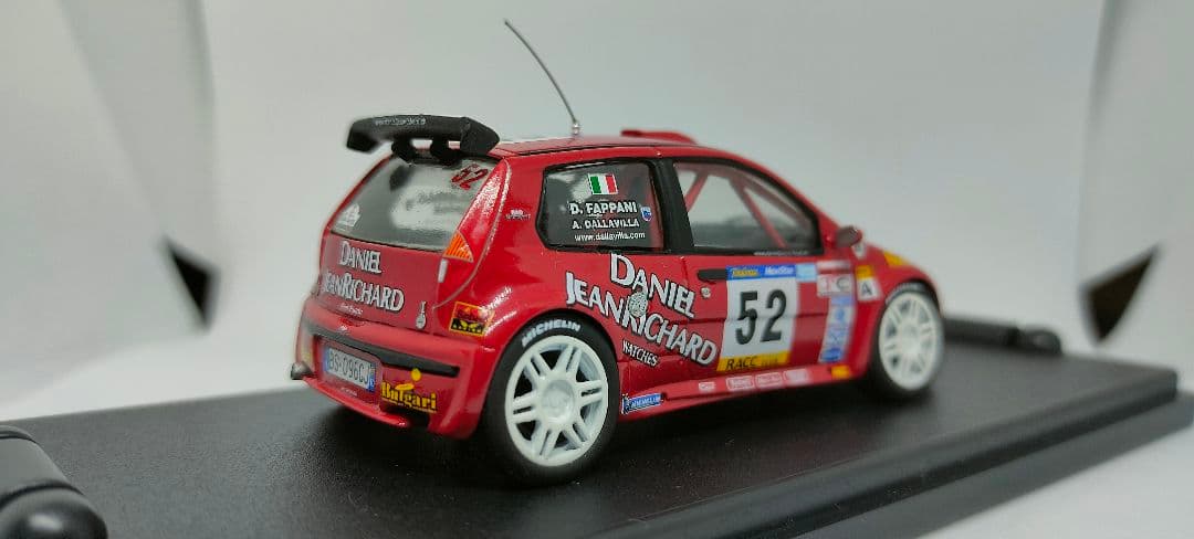 ミニカー Racing43 1/43 Fiat Punto Kit Car 2001