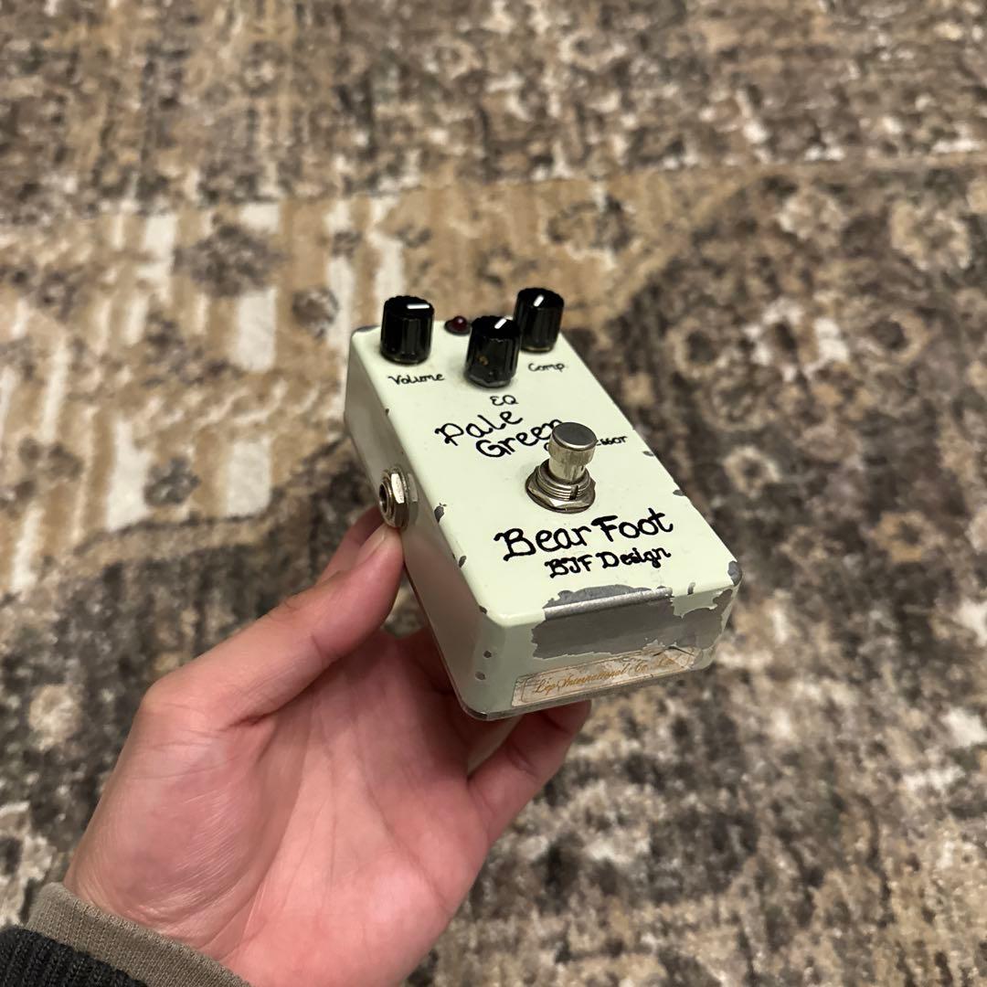 Bear Foot Pale Green Compressor エフェクター