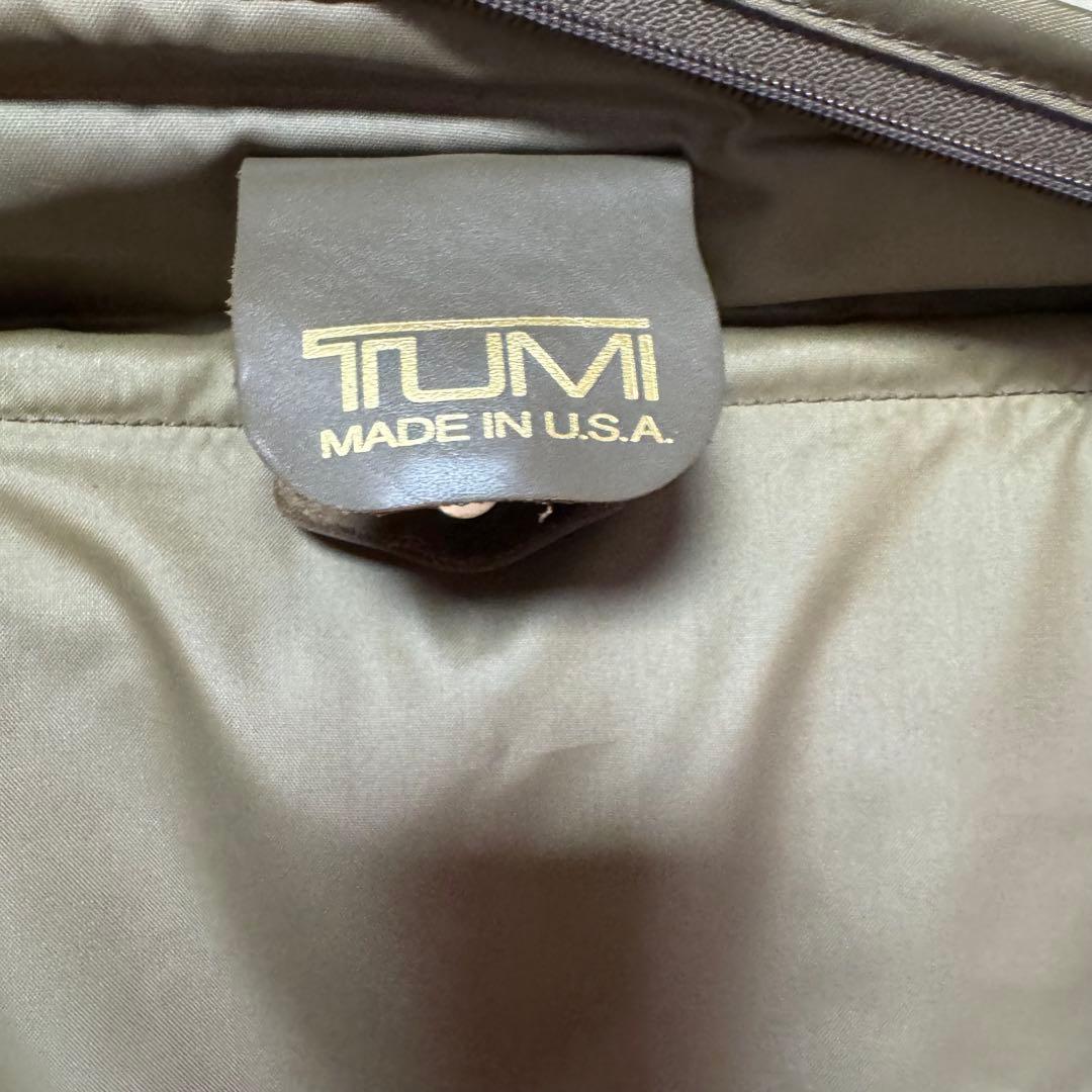 TUMI ガーメントバッグ オリーブグリーン