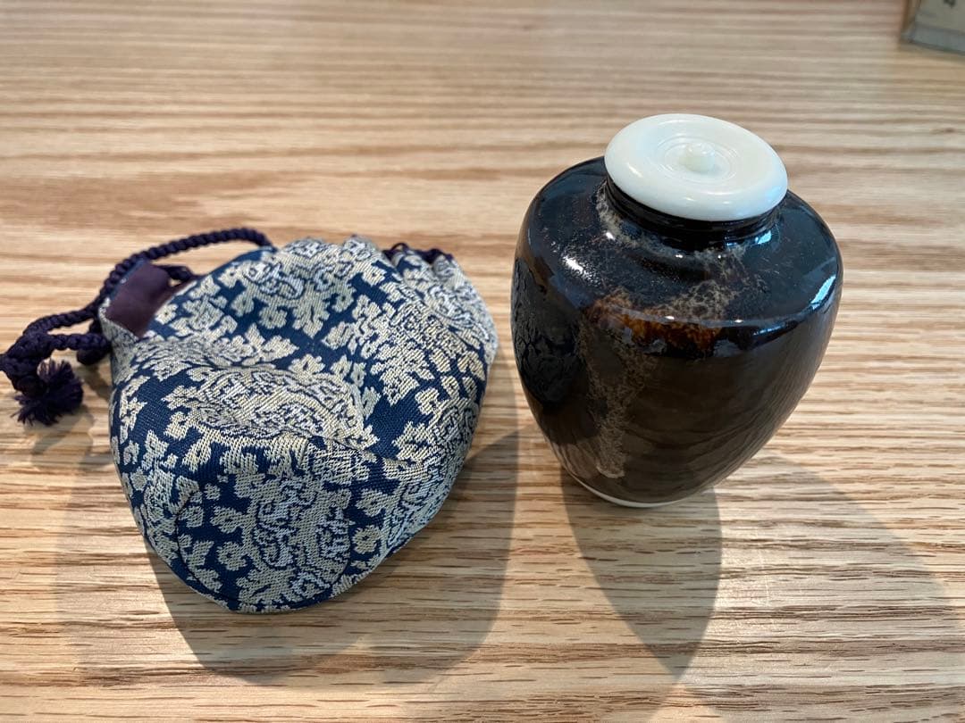 正倉院　茶入れ