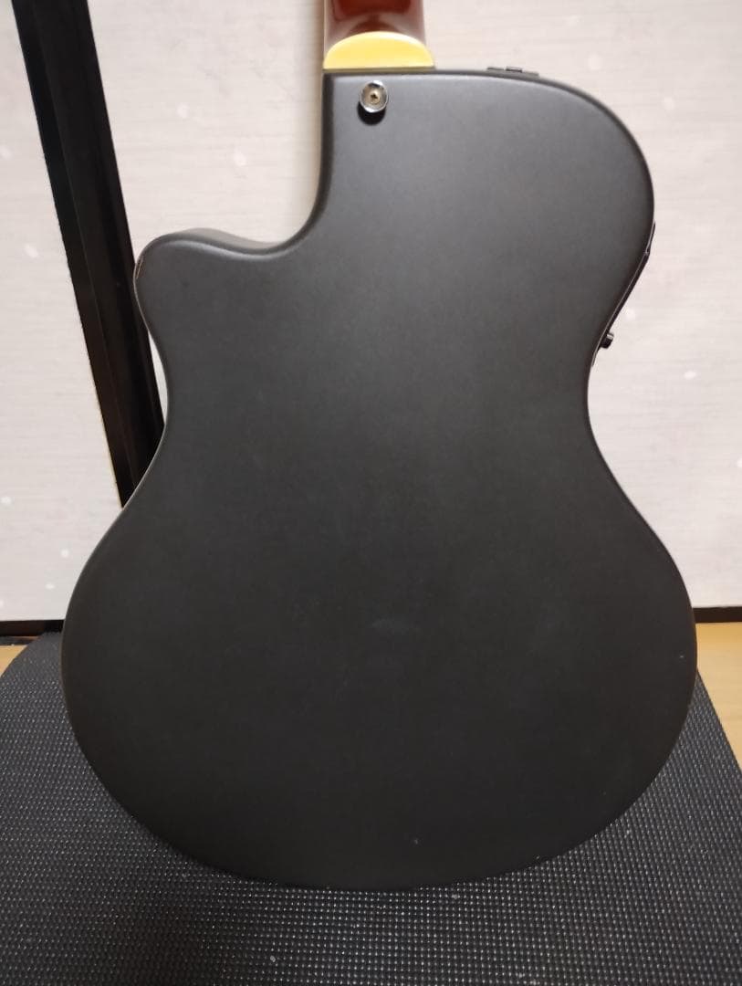 ギター YAMAHA APX-6C