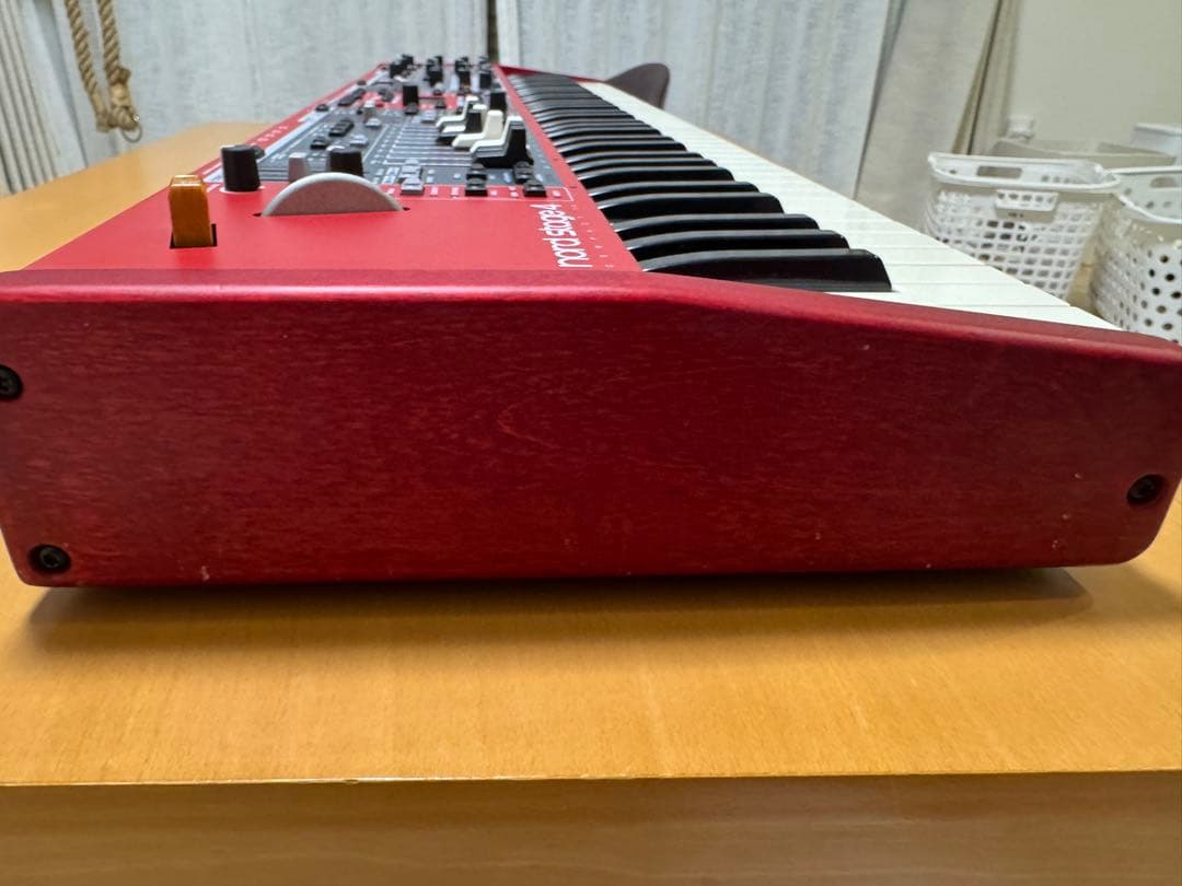 CLAVIA Nord Stage4 Compact 純正ケース付　外箱有