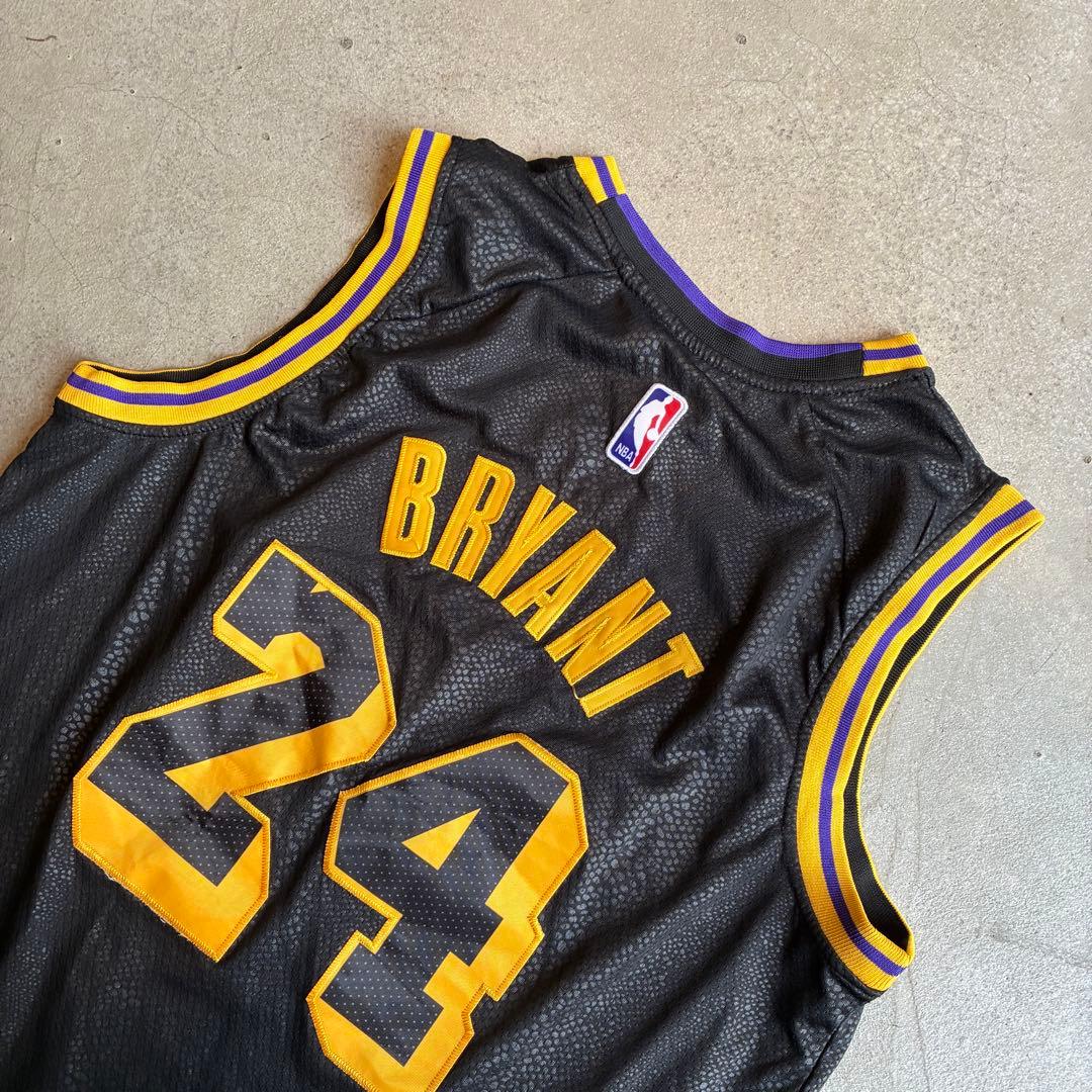 希少 Black manba LAKERS KOBE BRYANT ユニフォーム