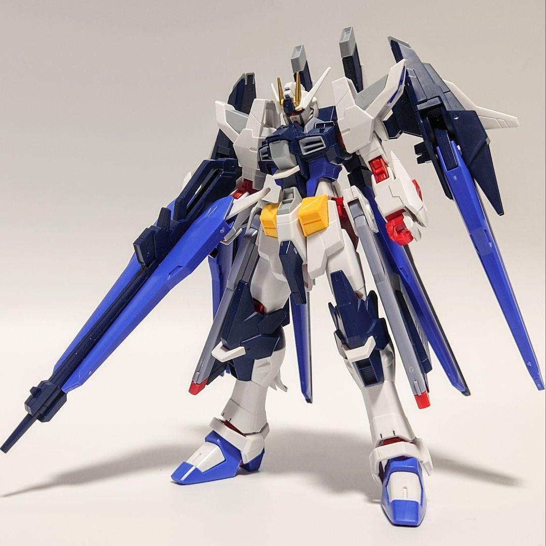 HGBF 1/144 アメイジングストライクフリーダムガンダム