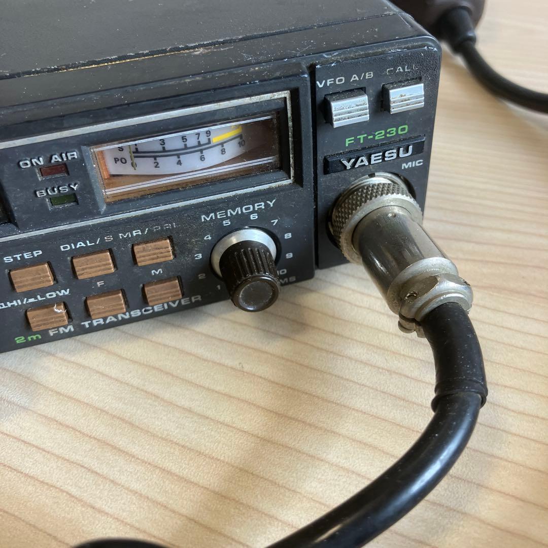 YAESU FT-230 FMトランシーバー