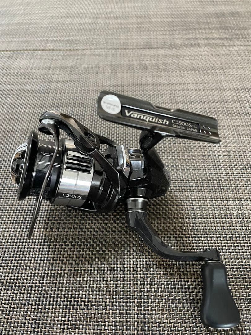 【極美品】シマノ 23ヴァンキッシュ2500S SHIMANO