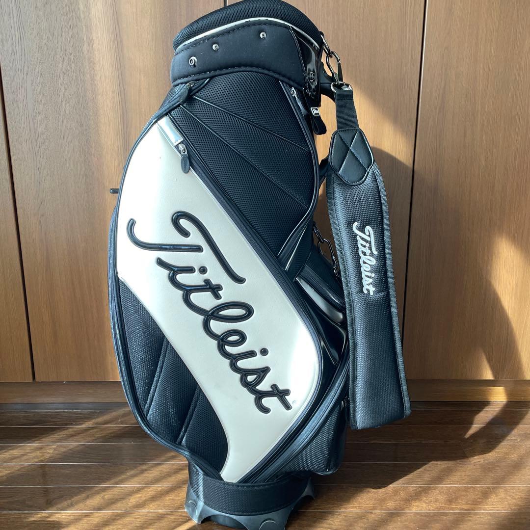 【タイトリスト定番カラー】Titleist キャディバッグ 黒白 そこそこ美品！