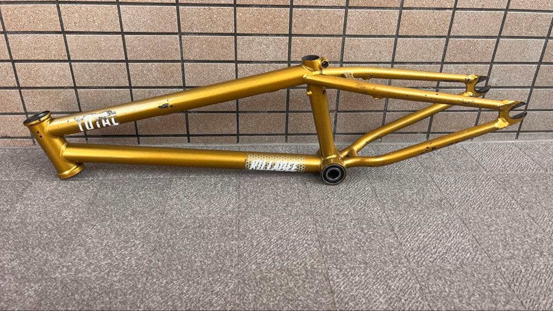 18インチBMXフレーム(TOTAL)ゴールド