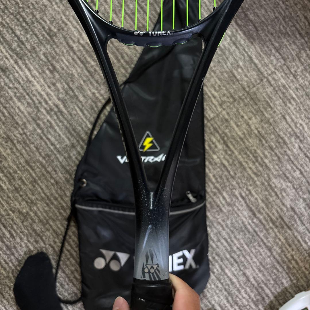 YONEX VOLTRAGE 8V テニスラケット