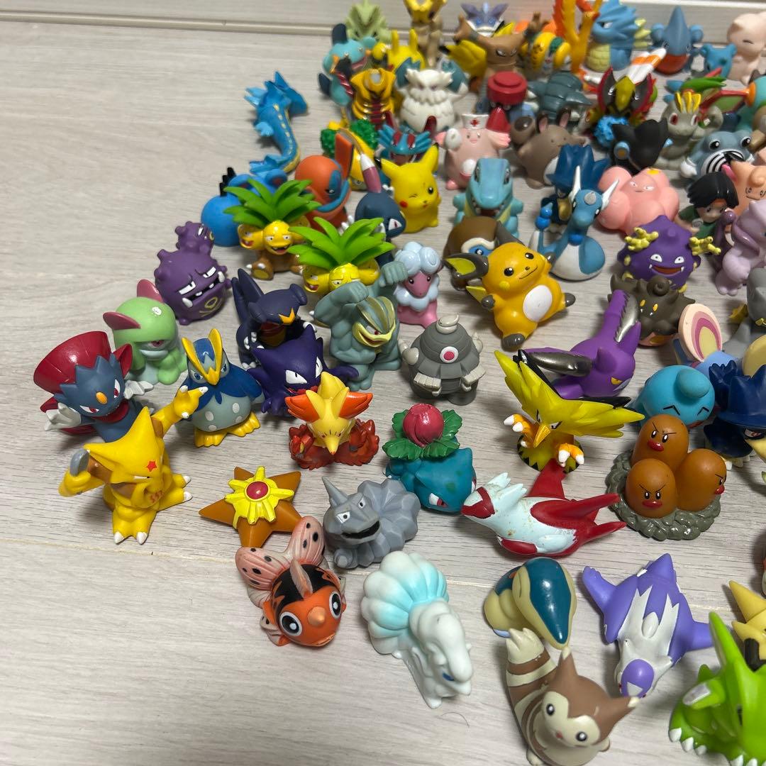 【希少品】ポケモンキッズ　ポケモン指人形豪華200個セット②