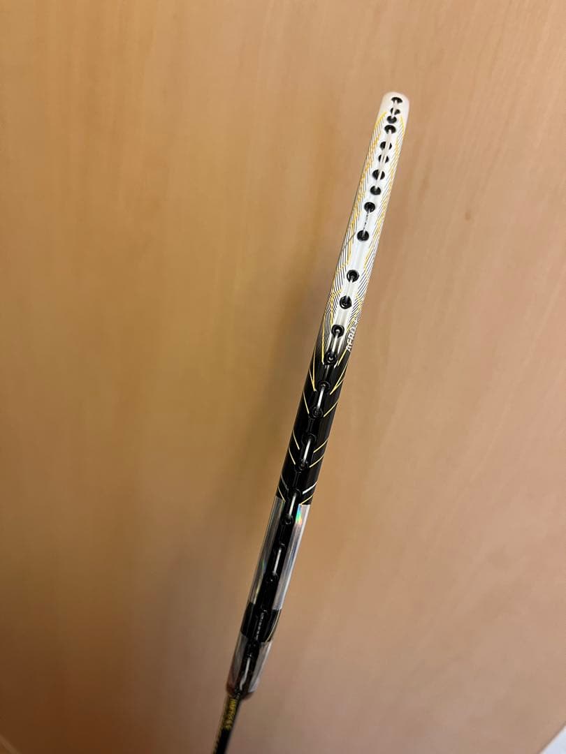 極上美品 BabolaT バボラ バドミントン ラケット ジェットストリーム