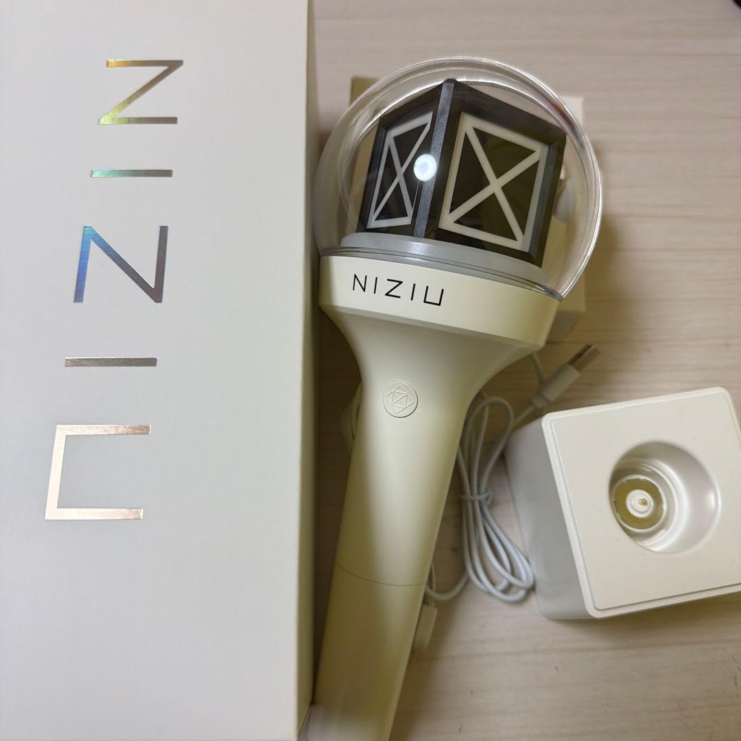 NiziU 公式 ペンライト