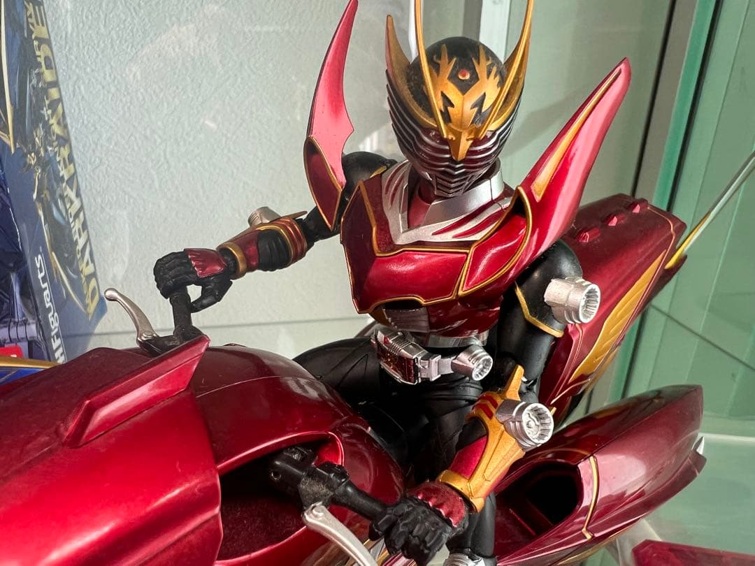 フィギュアーツ 仮面ライダー龍騎サバイブ 仮面ライダーナイトサバイブ